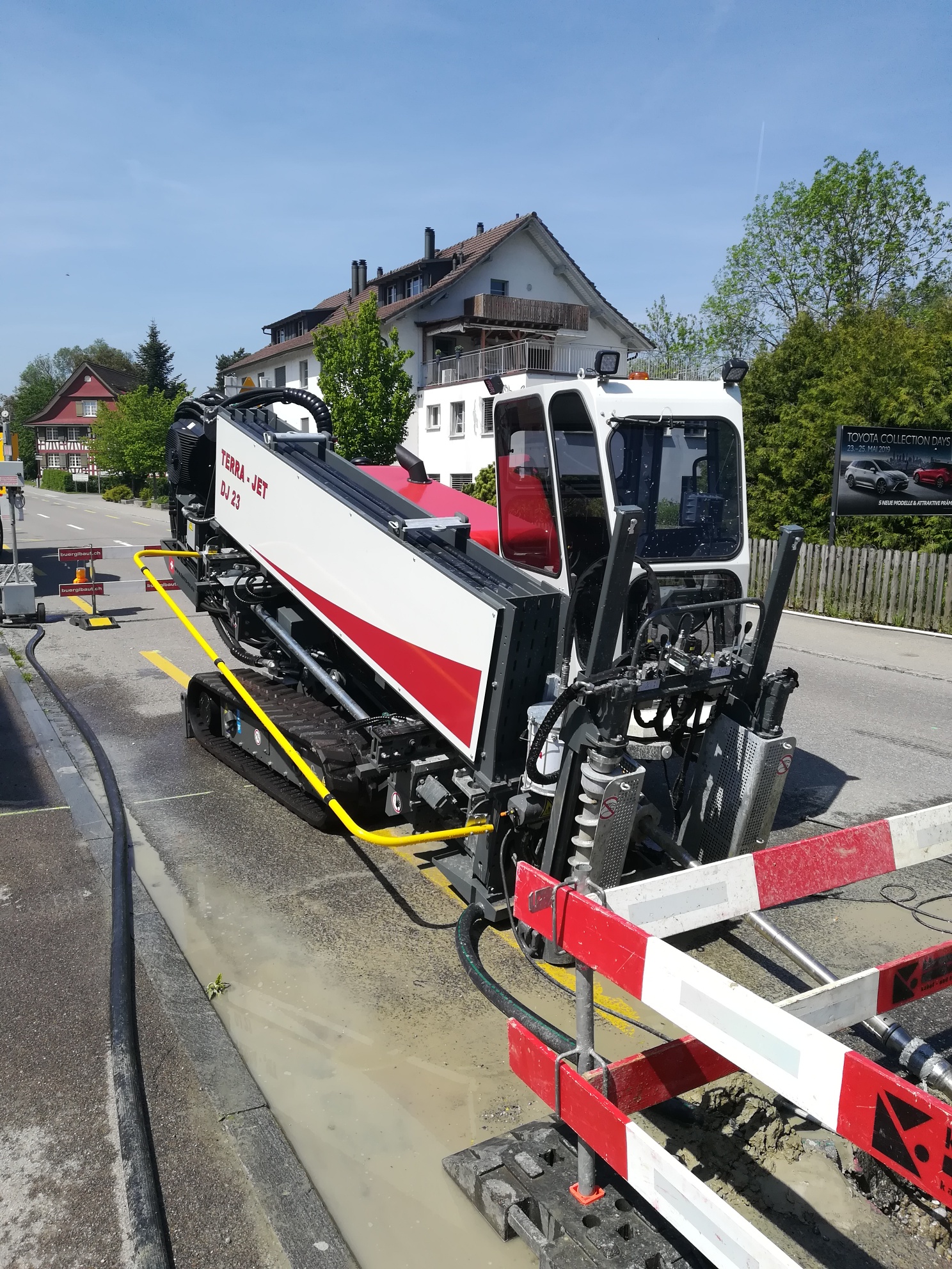 TERRA-JET DJ 23 – echipament trenchless ideal pentru subtraversarea ...